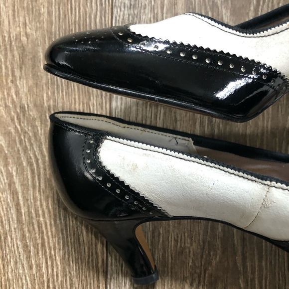 Florsheim | Shoes | Vintage Spectator Wingtip Pumps | Poshmark